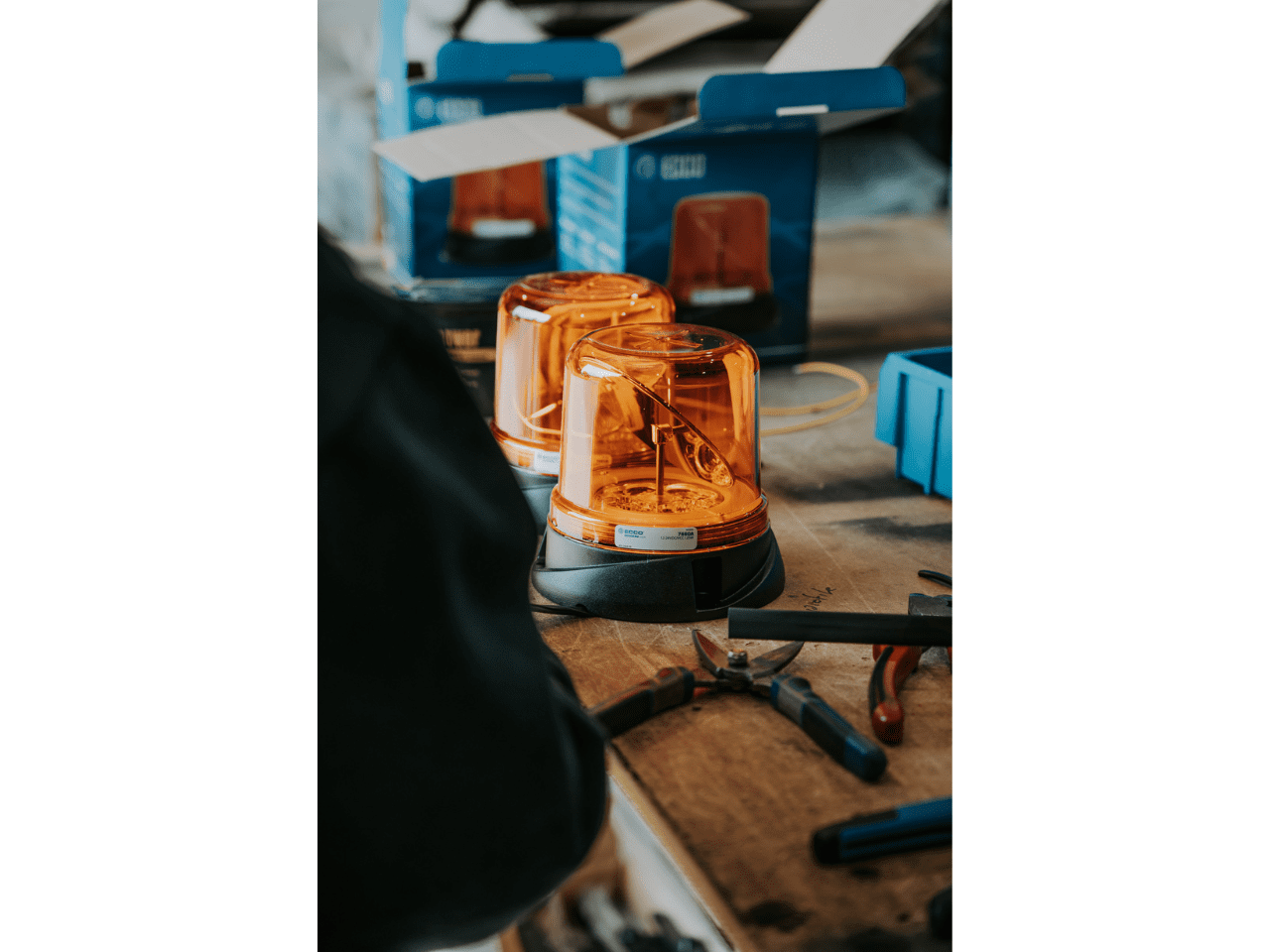 Super Bright Rotating LED Beacon - Heavy Duty plus!
