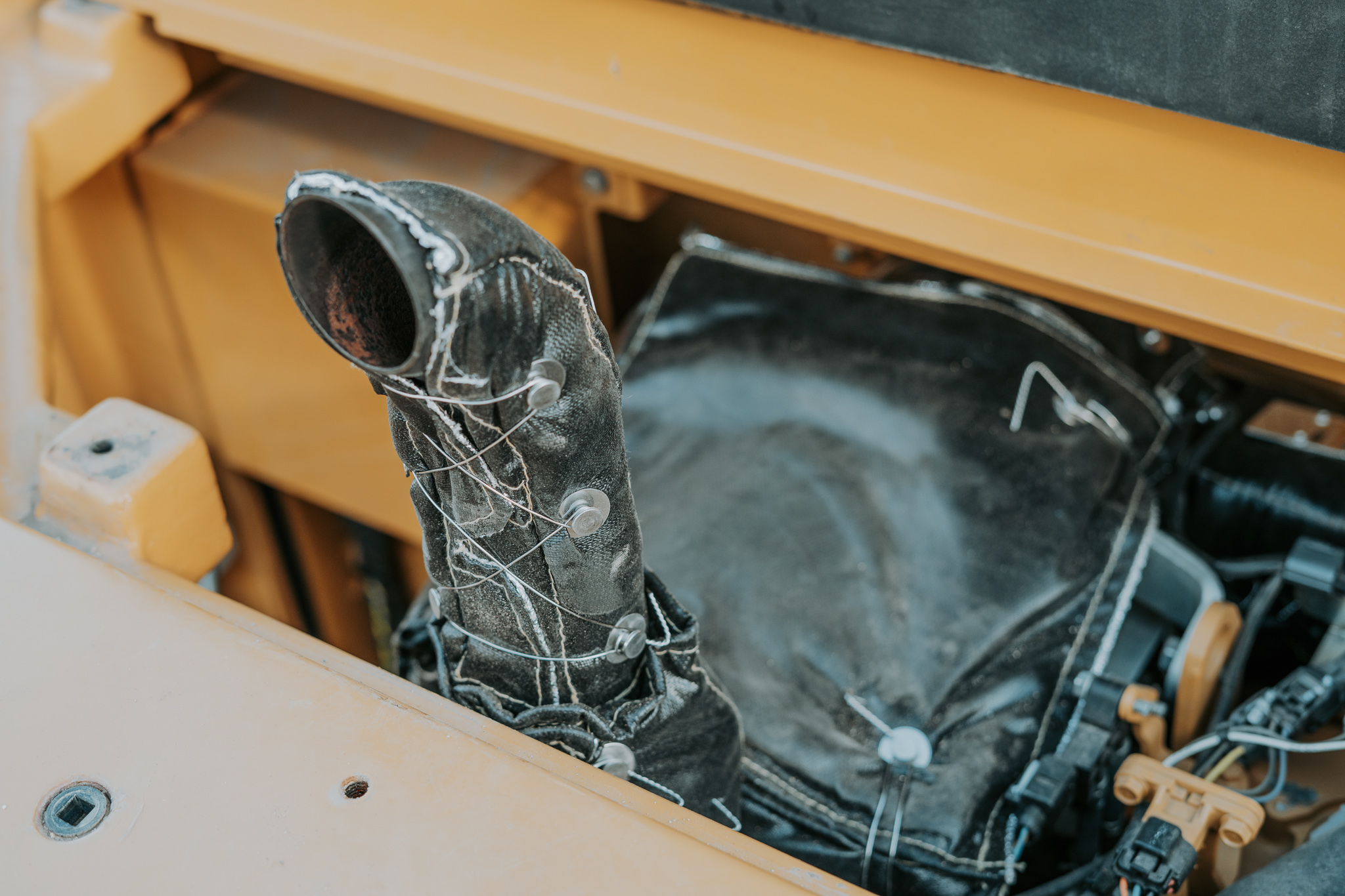 Thermal Insulation Blankets: Safety & Longevity for Machinery